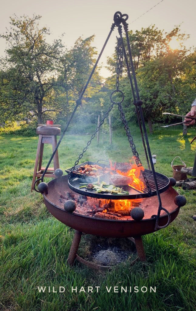 Devon Hart's Instagram, Twitter & Facebook on IDCrawl